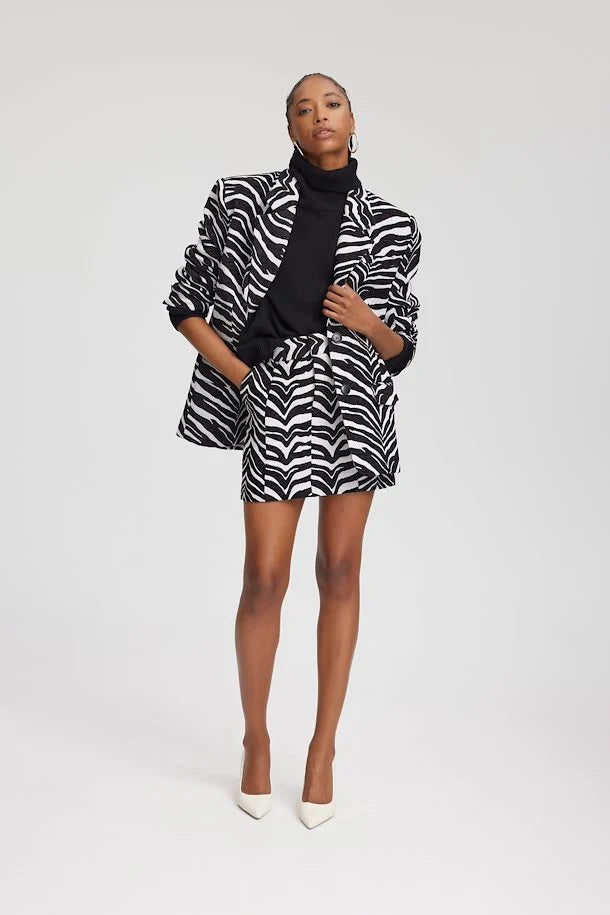 GESTUZ Tiger Stripe Blazer – Paloma + Co